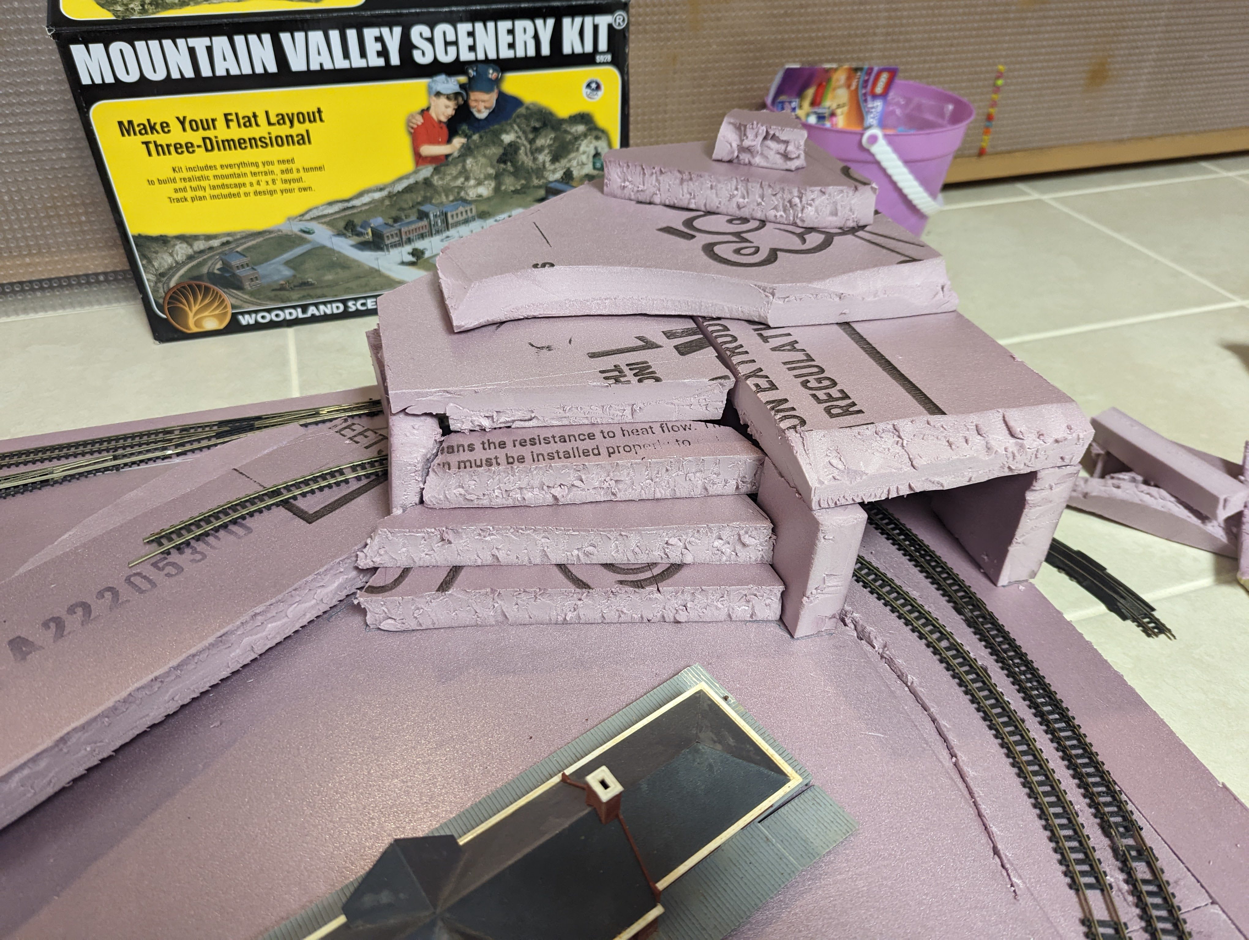 Crafting Scenic Wonders: Building an N-Scale Mountain – My Model Railroad